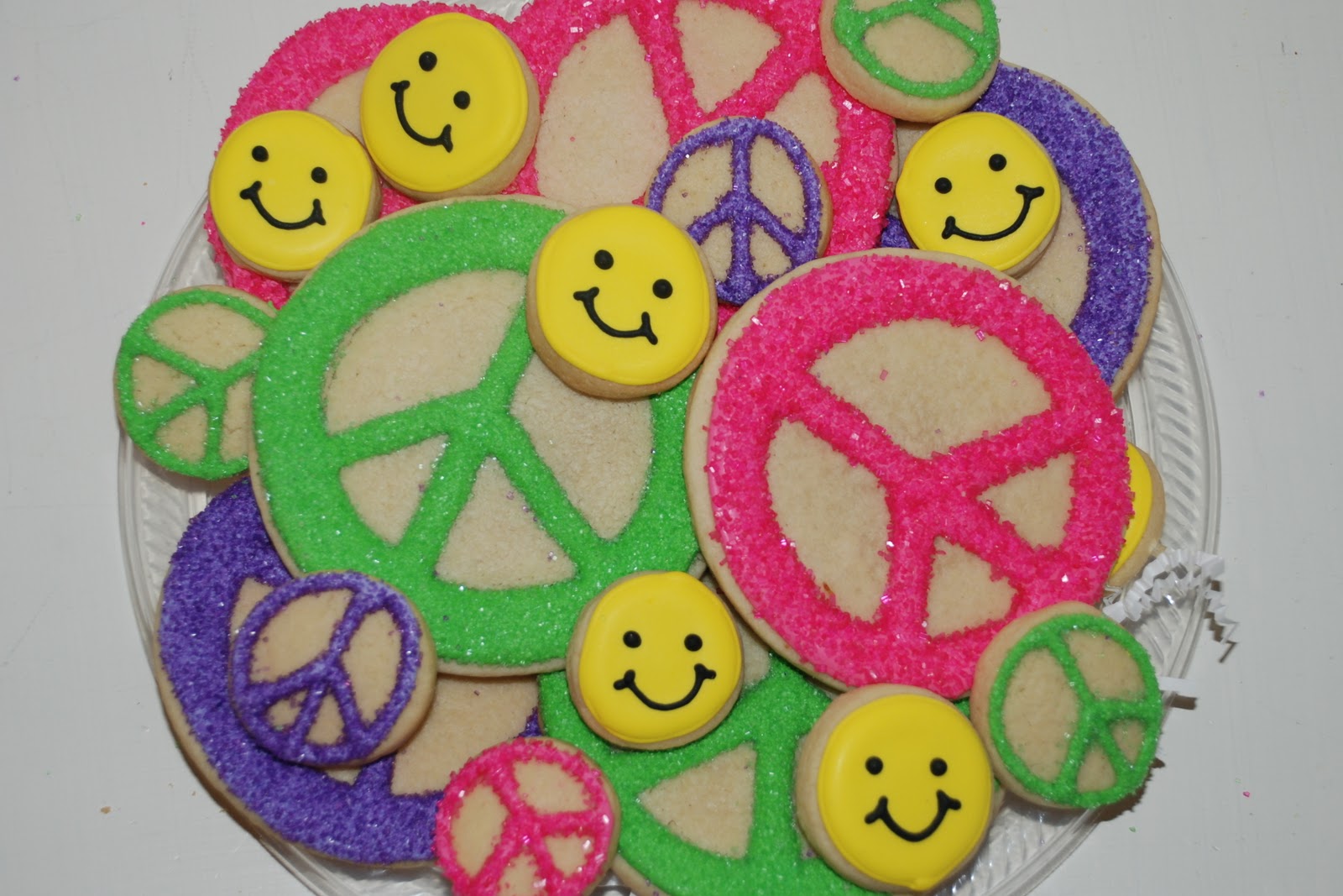 jackandy cookies: Peace Signs and Smiley Faces