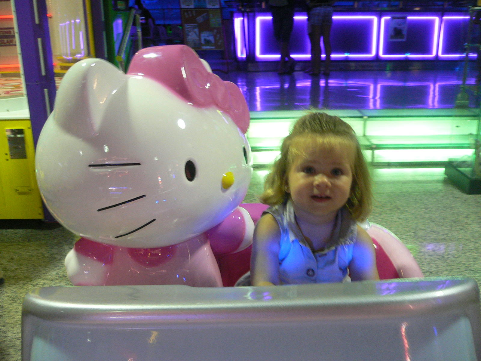 NEREA "LA BICHO" Y LAURA "LA PELO PINCHO": Laura encantada con HELLO ...