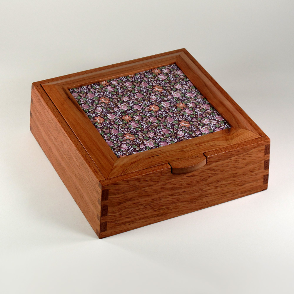 JM Craftworks: Cherry Box with Fabric Insert