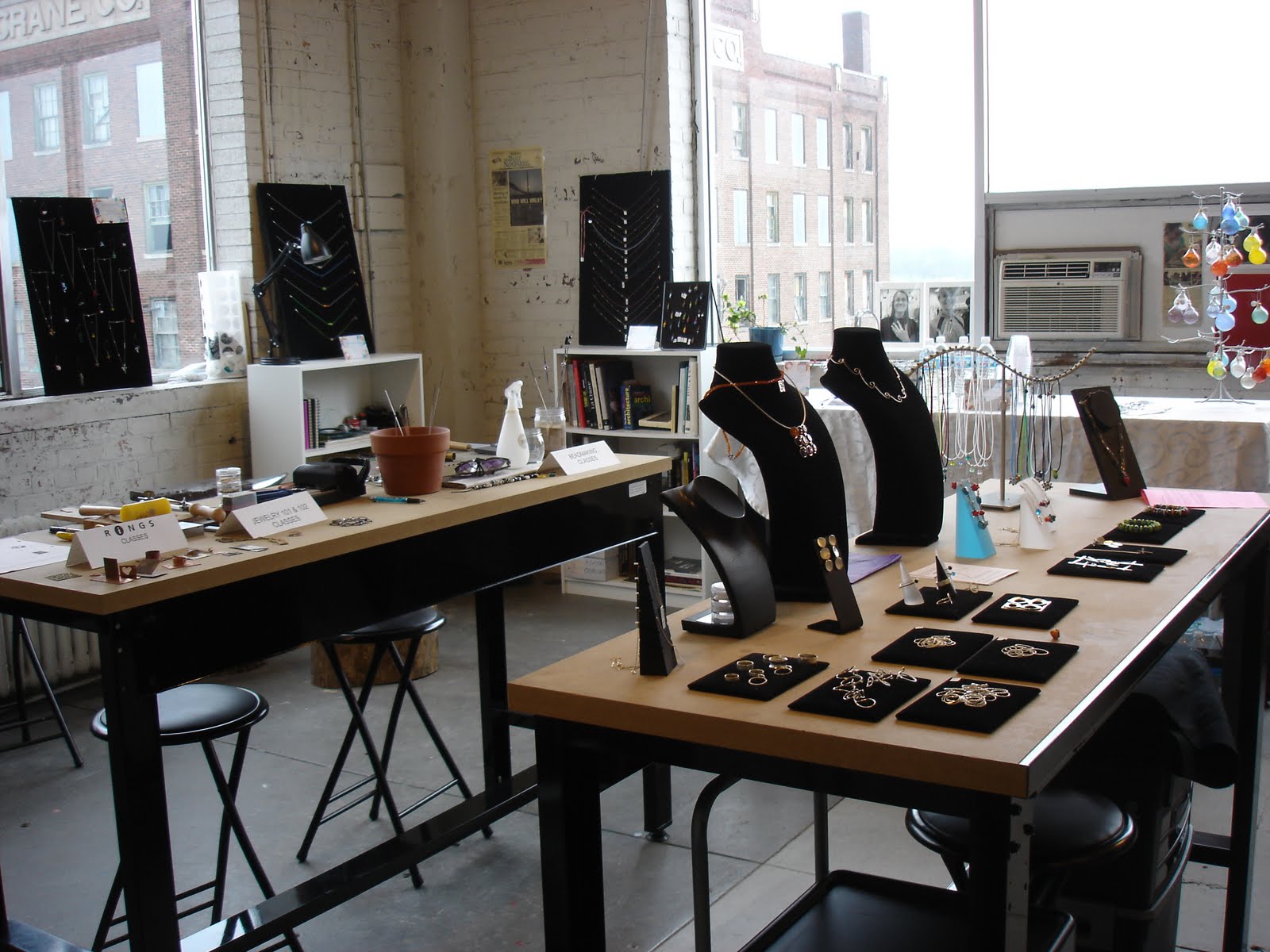 fuzzishü: Studio 402 Open Studio