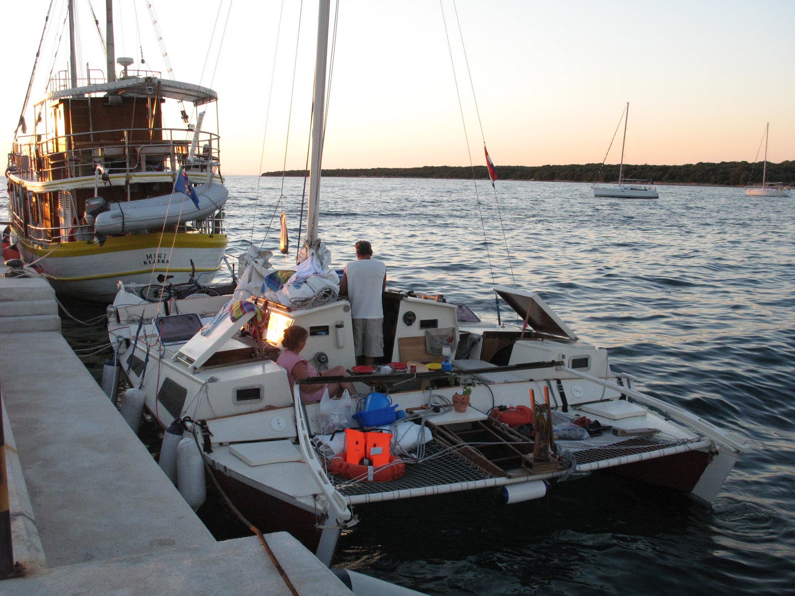 Catamaram Polycat e Outros Temas: TIKI 26 OU TIKI 30