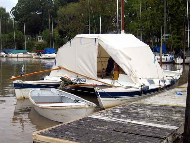 Catamaram Polycat e Outros Temas: TIKI 26 OU TIKI 30