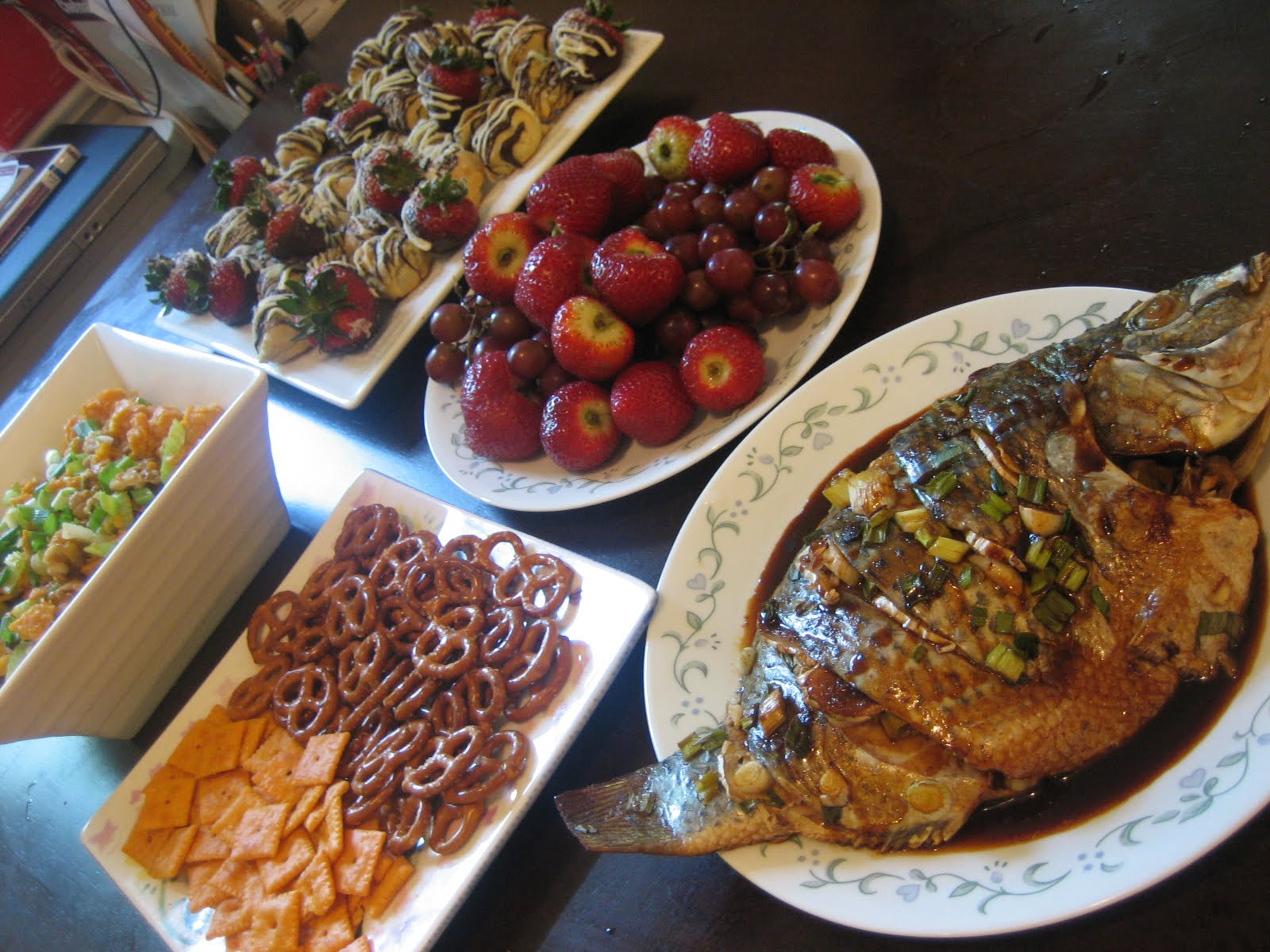 Lisa's Nutritious Kitchen Experiments: Congregate With Food ...