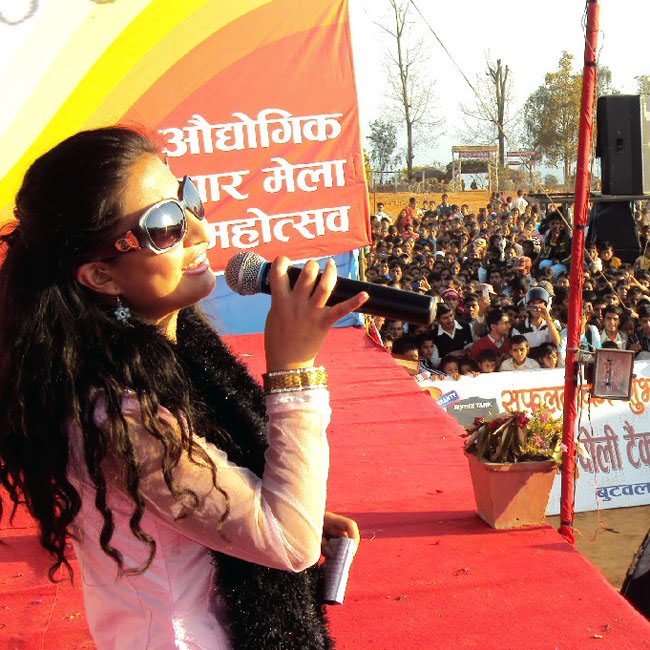 BEST PHOTOS: Anju Panta Singing in mahotsav