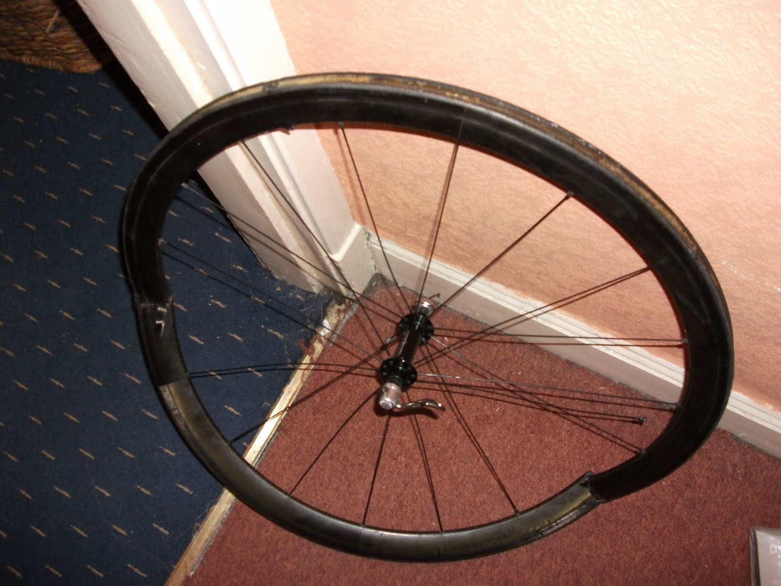 Busted Carbon: Cavendished Wheel