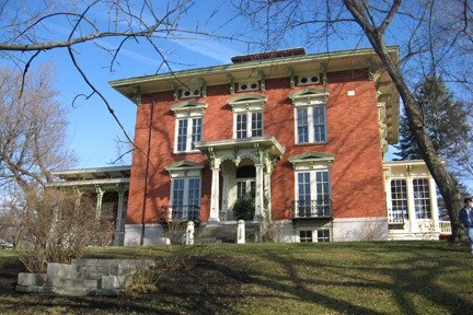 From City to Suburbia: 14 River Street Nelliston, NEW YORK 13410