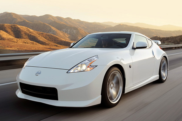 2010 Nissan 370Z white by BRE