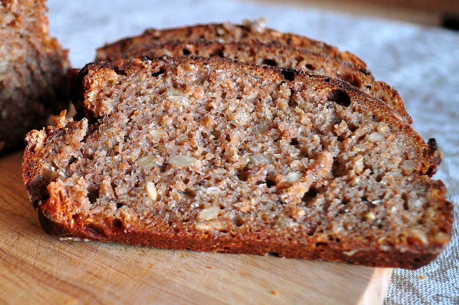 Širšių lizdas: Naminė ruginė duona