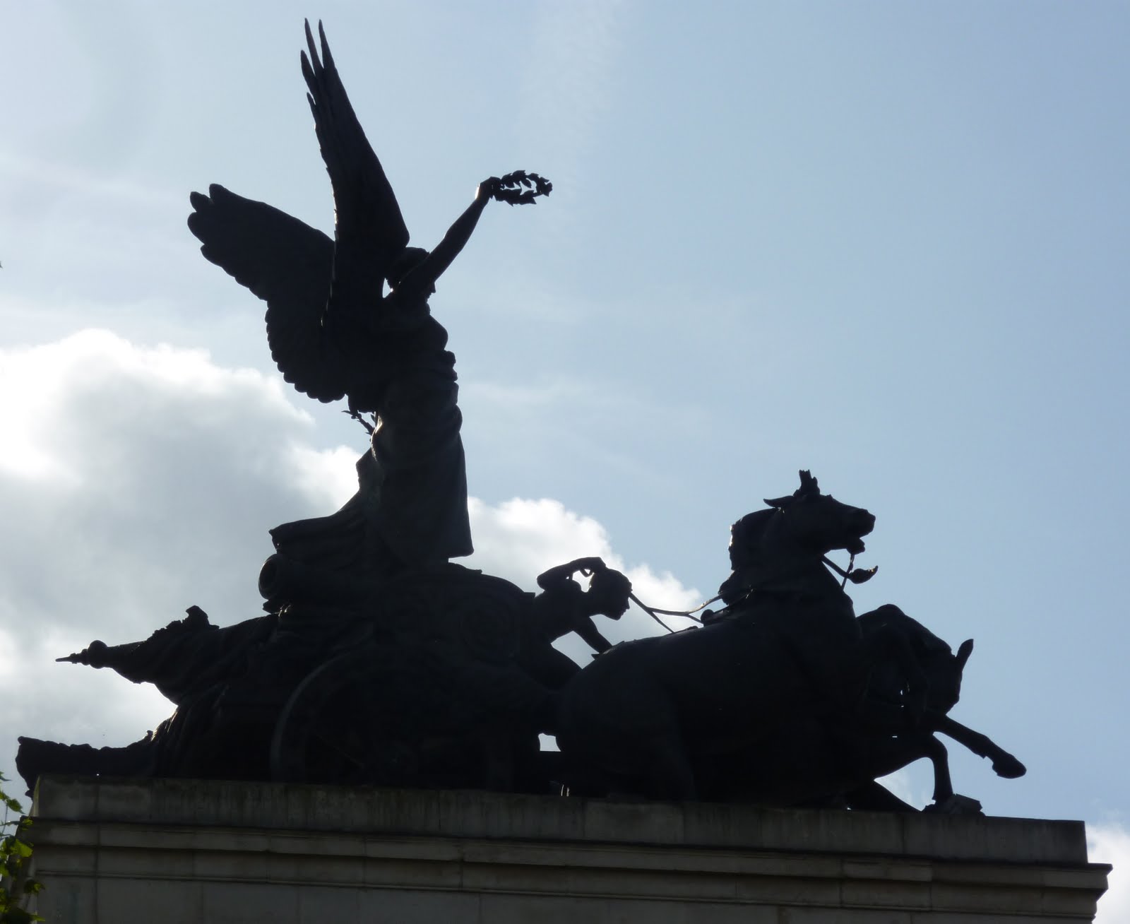 kathy dalwood studio blog: Sculpture: Horses at Wellington Arch