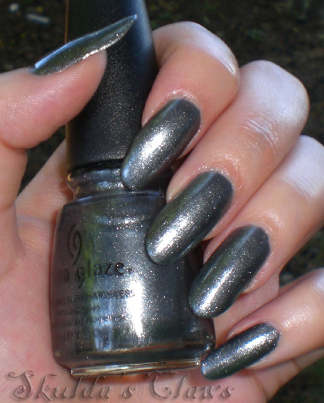 Skulda's Claws: China Glaze - Jitterbug