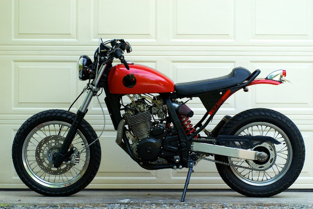 Otomotive Modification: Reader Ride. BADASS DR650 Streetfighter / Motard.
