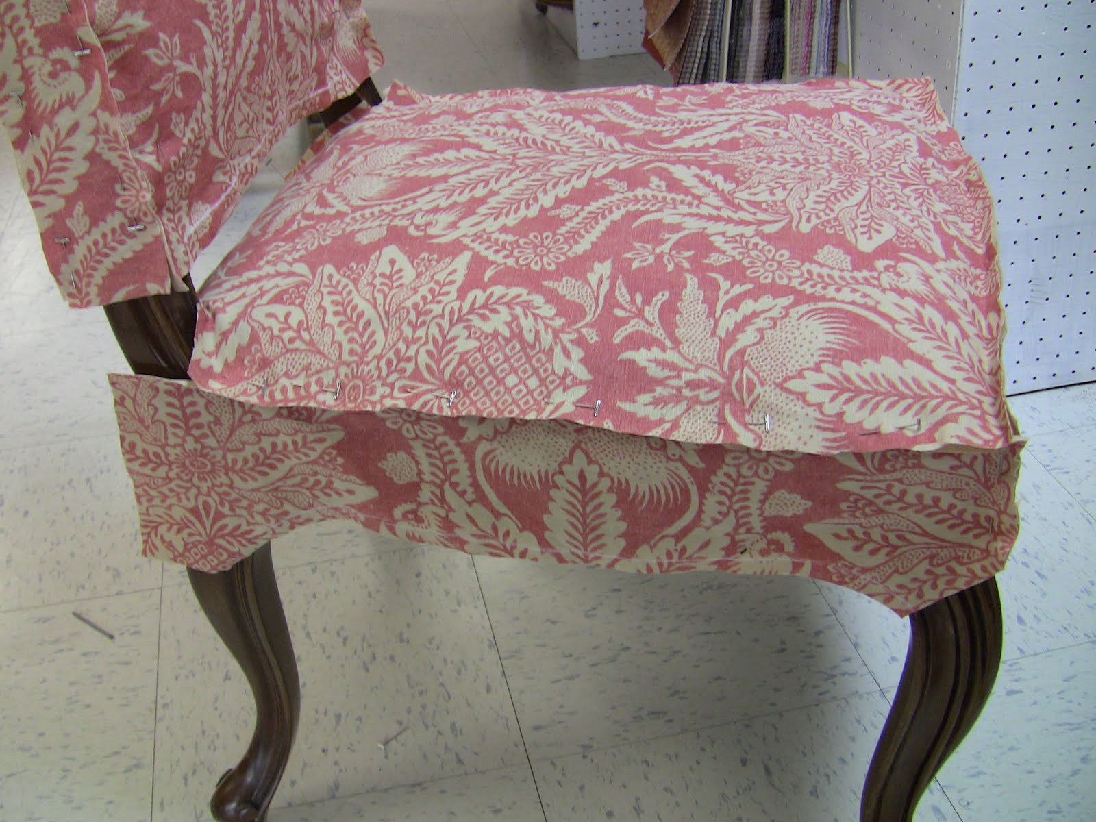 Look, Ma! I'm Sewing Slipcovers: French dining chairs