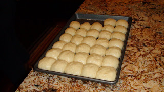 Bulochki (Russian yeast rolls) with Cream Cheese and Cherry Filling