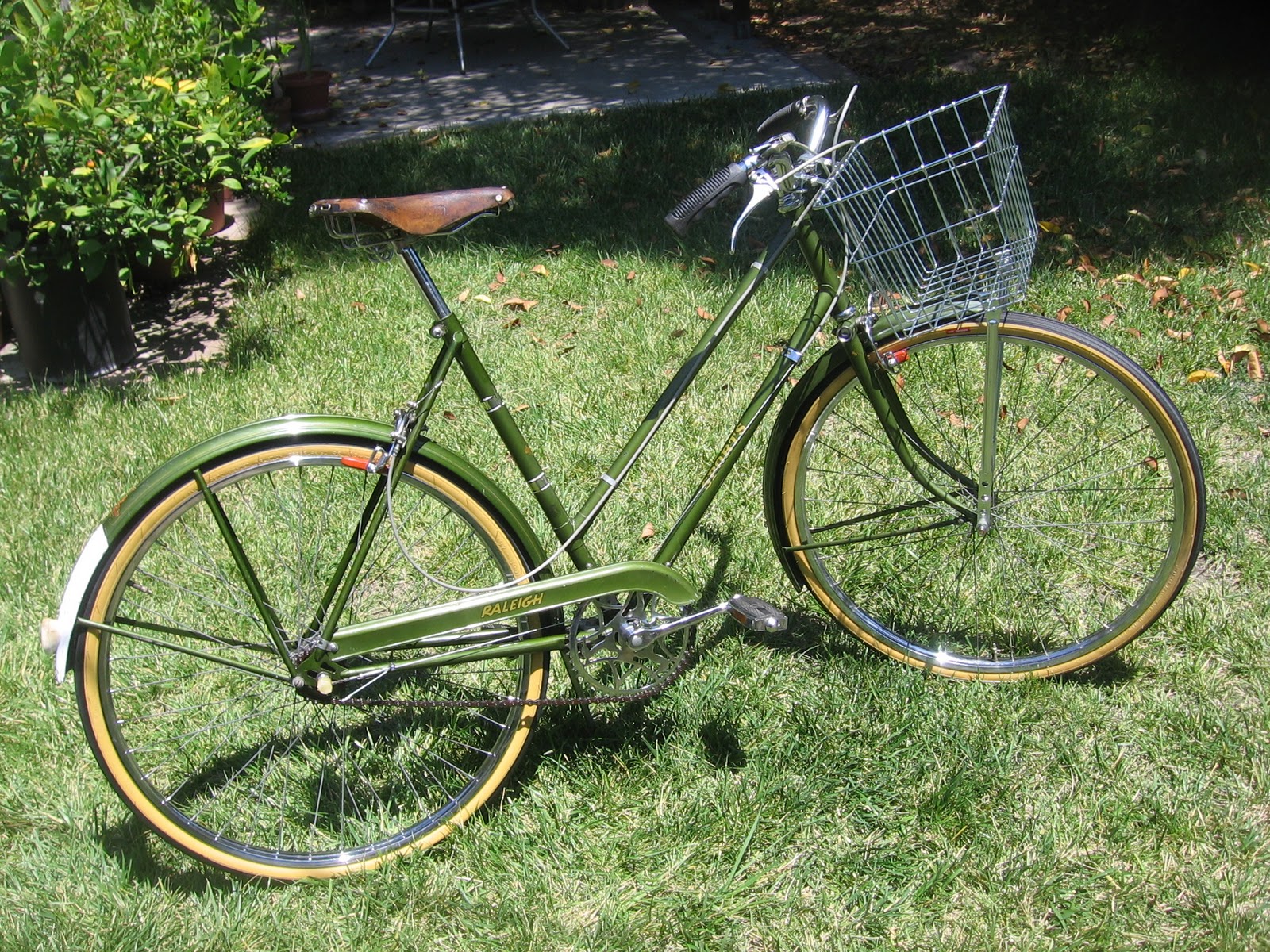 Big Shed Bikes: Raleigh Green Sport 3 Speed Green Goblin