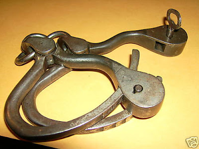 RestraintsBlog: Adam's Handcuffs - OLD VINTAGE HANDCUFFS CIVIL WAR ERA-1862