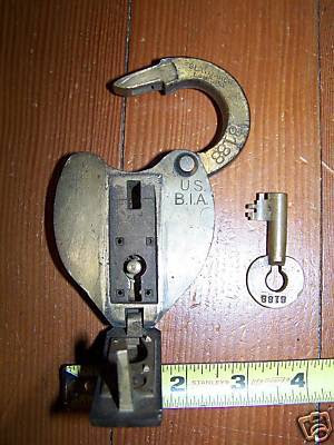 RestraintsBlog: Slaymaker Brass B.I.A. Government Seal Padlock