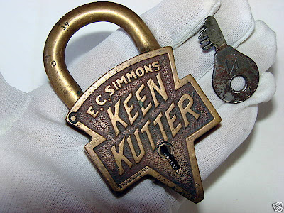 RestraintsBlog: KEEN KUTTER BRASS PADLOCK - ORIGINAL DATED 01-02-1906