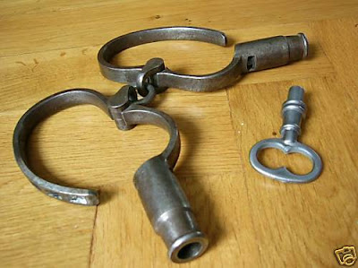 RestraintsBlog: Stotz vintage German Handcuffs
