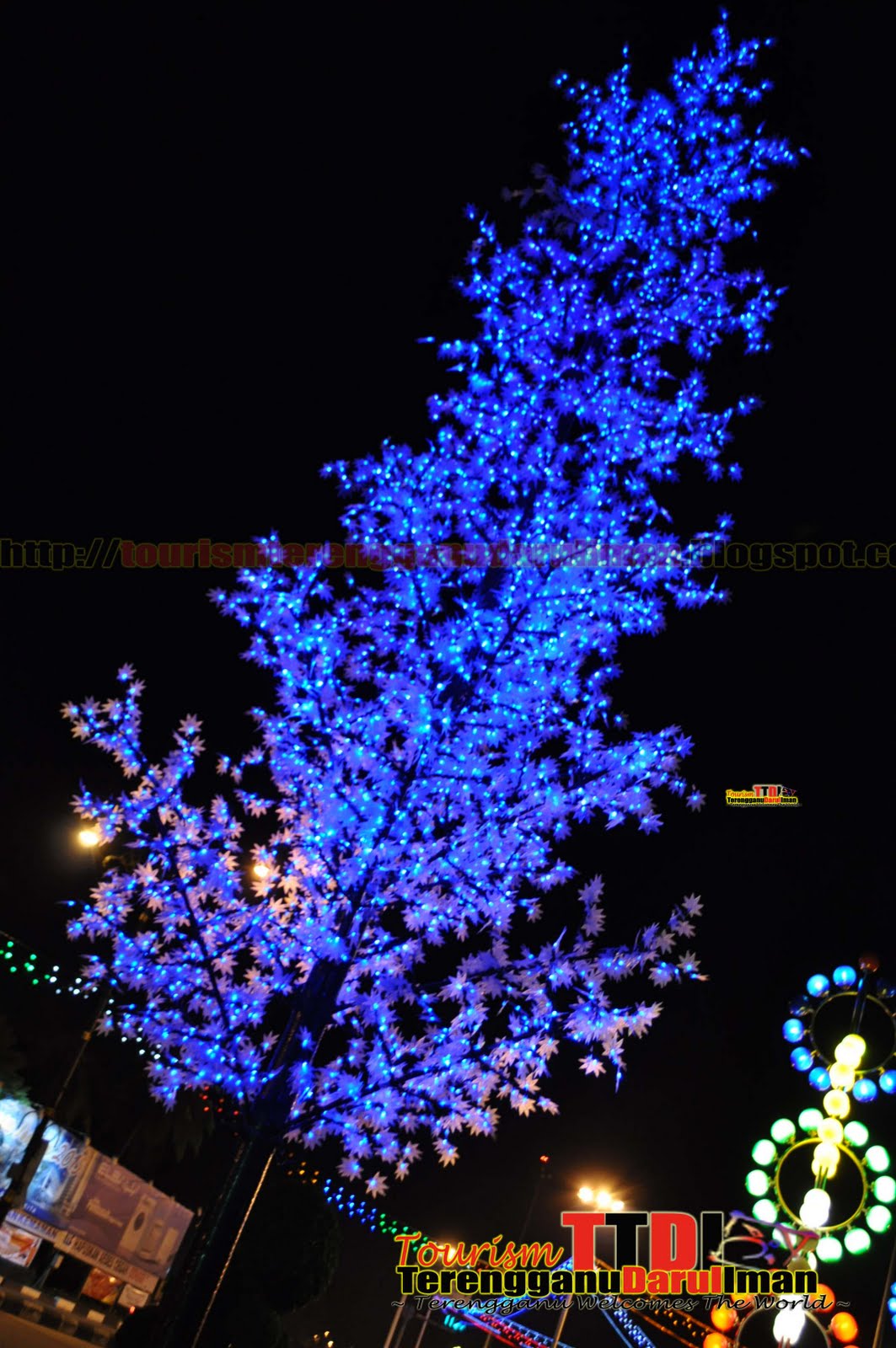 ~ TTDI : Places to visits ~: Beautiful nightlife at Kemaman