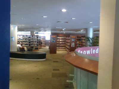 Blogging for Myself: Marine Parade Community Library