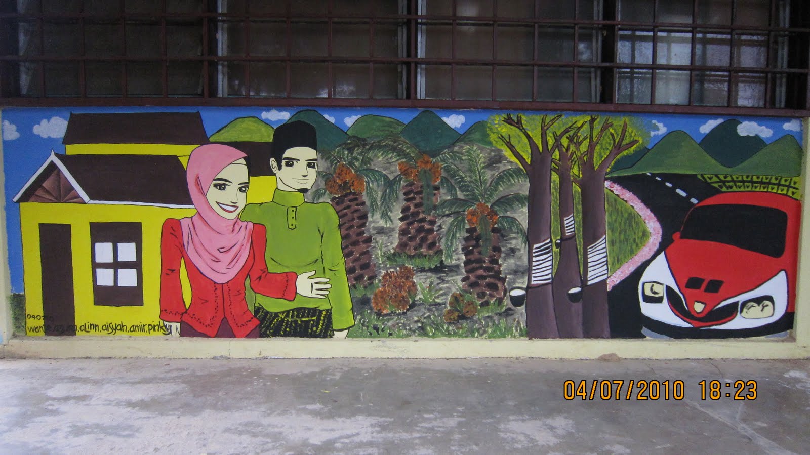 Painting and artwork: Menconteng dinding di Kampung Felda Palong 1 ...