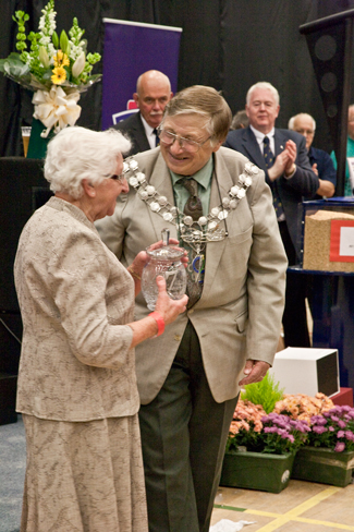 AWB Budgies Aviary : My Challenge: AWBBudgies Travels : Chris Snell ...