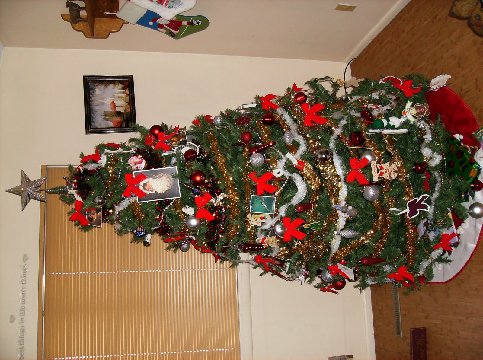 Random Thoughts and Happy Thinking: Christ-centered Christmas Tree