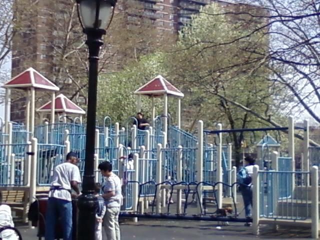 Dumbo Books of Brooklyn: Tuesday Afternoon in Williamsburg: Fun at ...