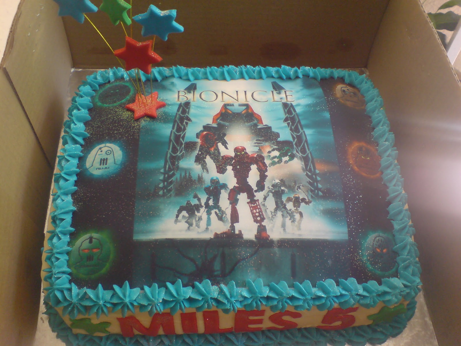 Welcome to Just Iced: Bionicle cake!