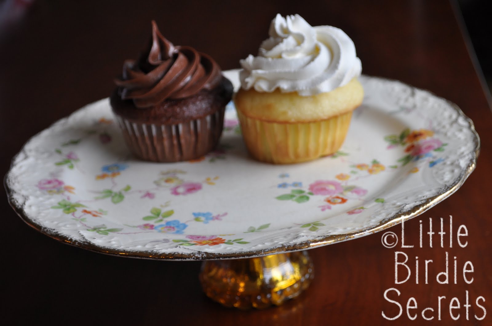 upcycled cake platter tutorial | Little Birdie Secrets