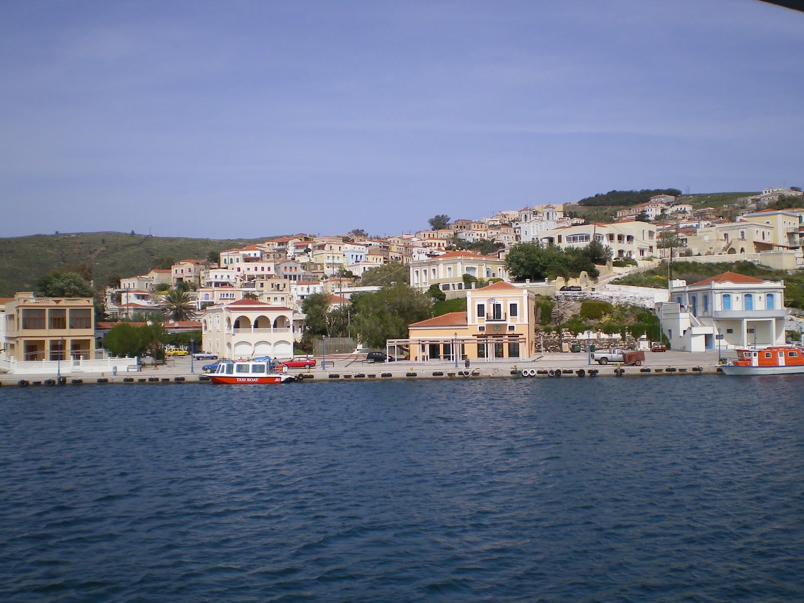 Η Θεολογία Μεσοπέλαγα: Οινούσσες - Inousses island