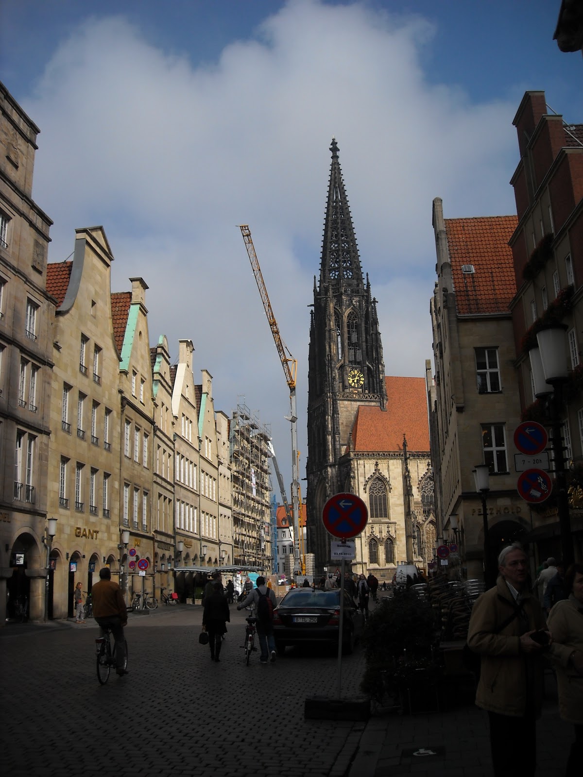 The Foltice Family Blog: Day Trip: Munster, Germany