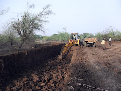 Social Education and Development Society: Tank desilting