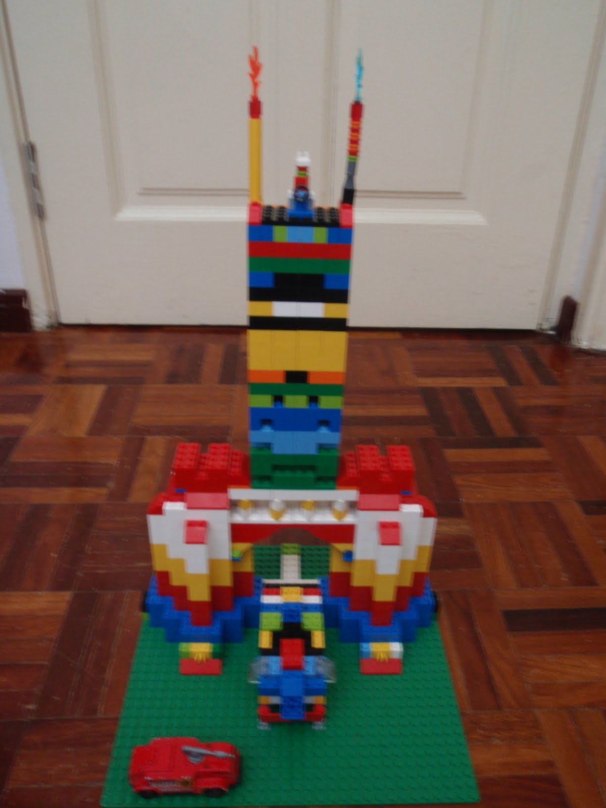 BUANASENI: LEGO TOWER I