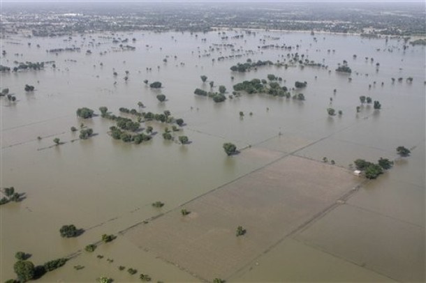 MEDIA E INFORMAZIONE: Pakistan: fame e malattie nel Paese che annega