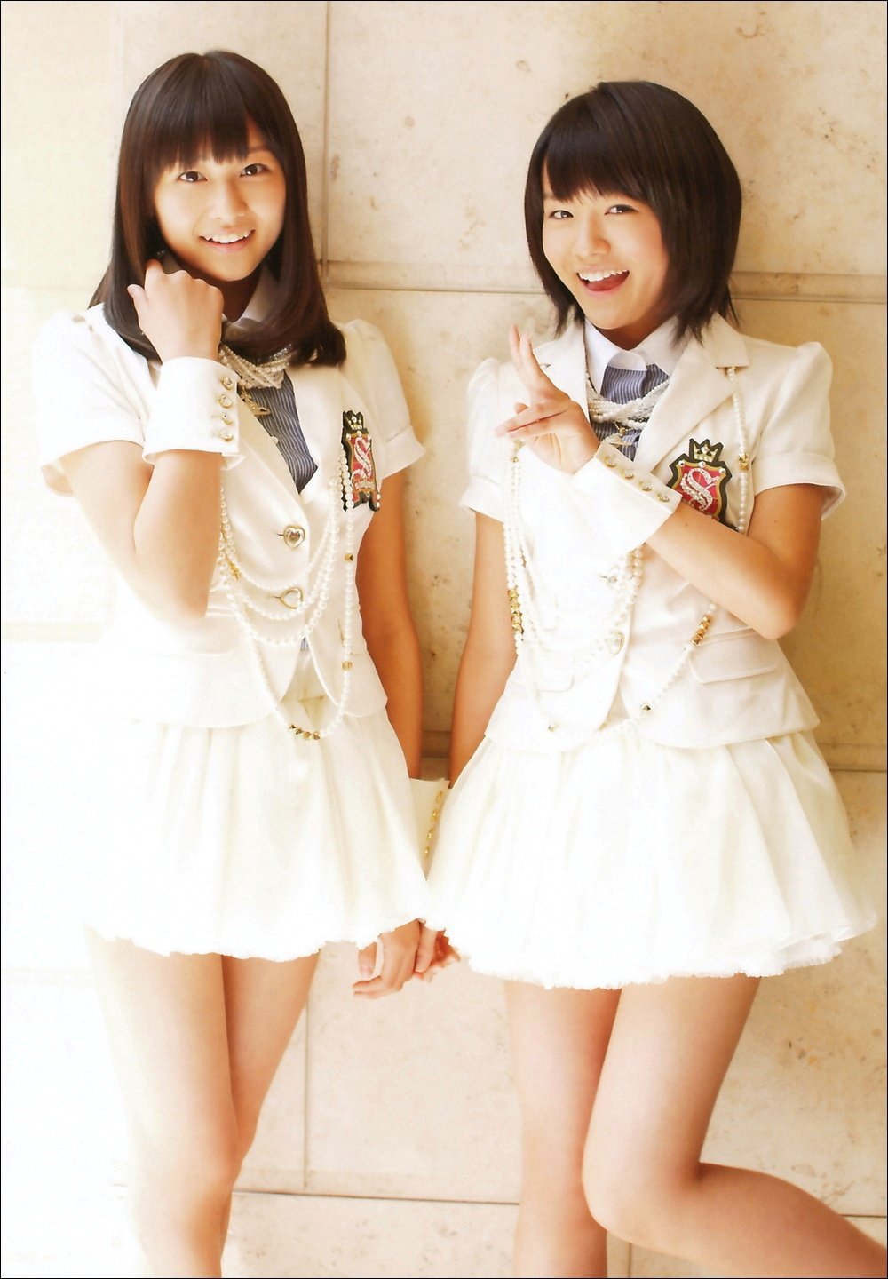 S/mileage en Yan Yan Vol. 13 Magazine