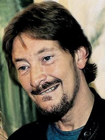 Music: Biography Of Chris Rea