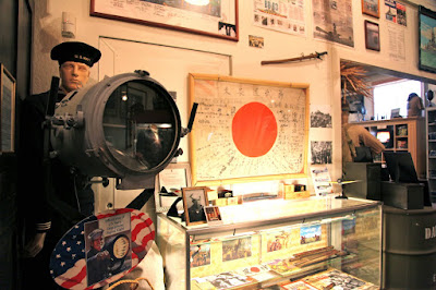 Blog of the Brave: US Navy Semaphore Signal Light