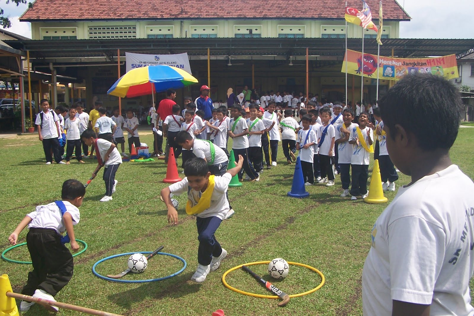 PUSAT SUMBER SK METHODIST (ACS) KLANG: SUKANEKA