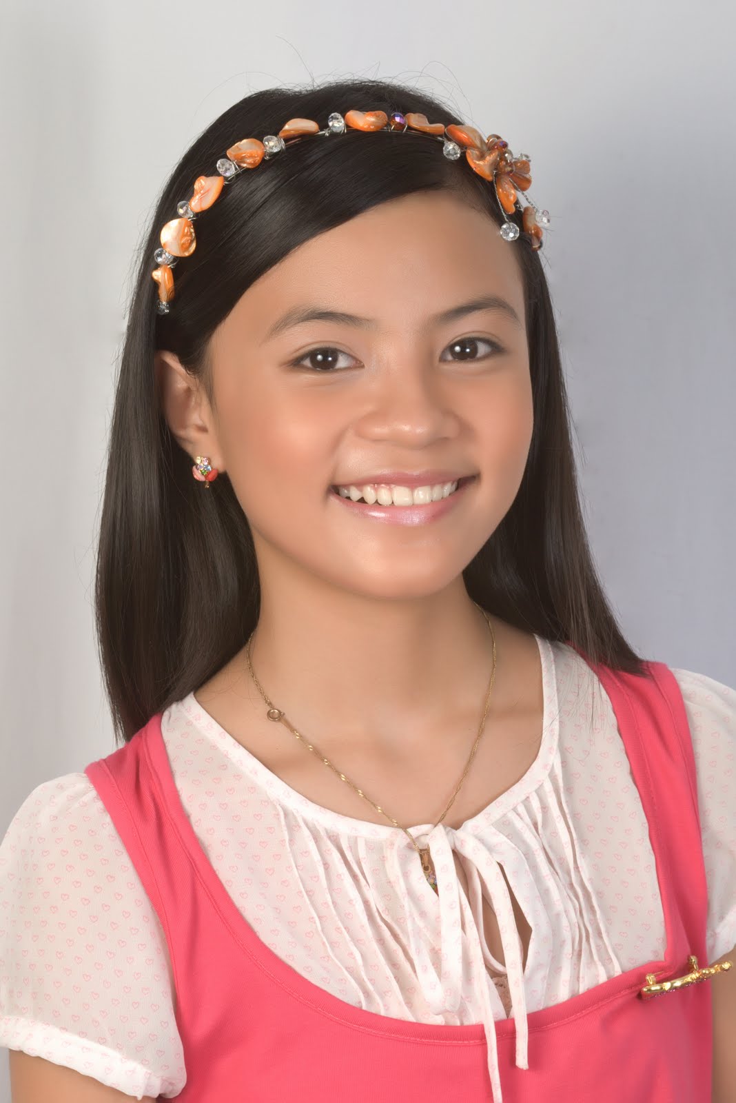 Peregrine Productions & Management: Qlets & Co Cast