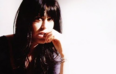 US & UK Number Ones: Cassandra Fox