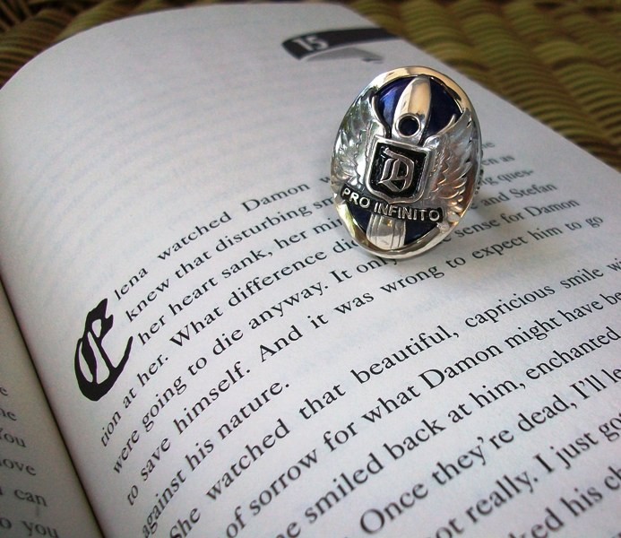 Caliente Jewelry: Damon Salvatore's Ring