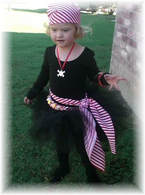 Two Prissy Girls Bows & More: Boutique Halloween Costumes!!!!!!!!!!!!!!!!!!