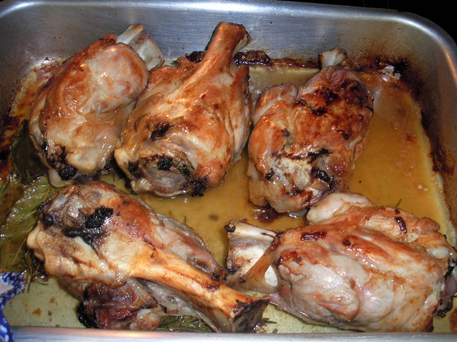 In Cucina con l'Ostessa: stinco di maiale al forno con contorno