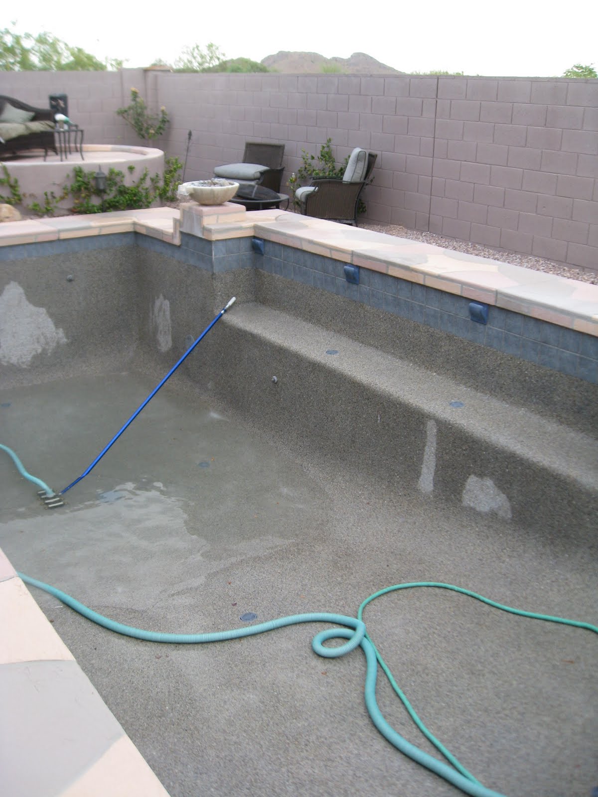 Pool Service by Pool Savers: Tile Clean