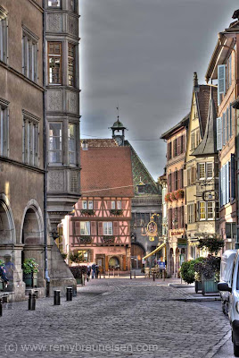 COLMAR, son tour en 365 jours: Grand'Rue - maison des Arcades