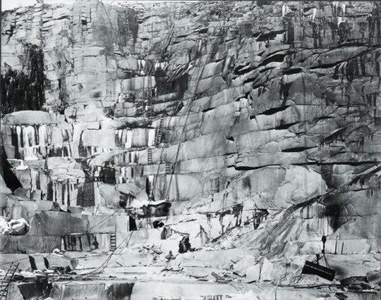 A Following Sea: Quincy Quarries Reservation