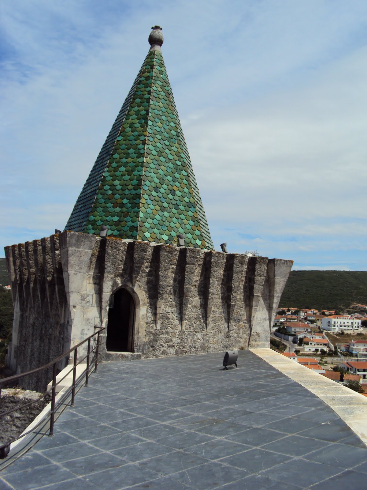 REFLEXOS: Castelo de Porto de Mós