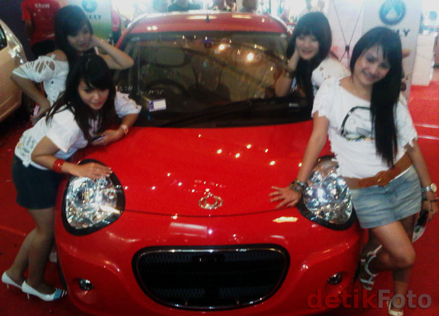 Mobil Gelly Panda 1350 cc Asal China Terinspirasi Dari Hewan Panda ...