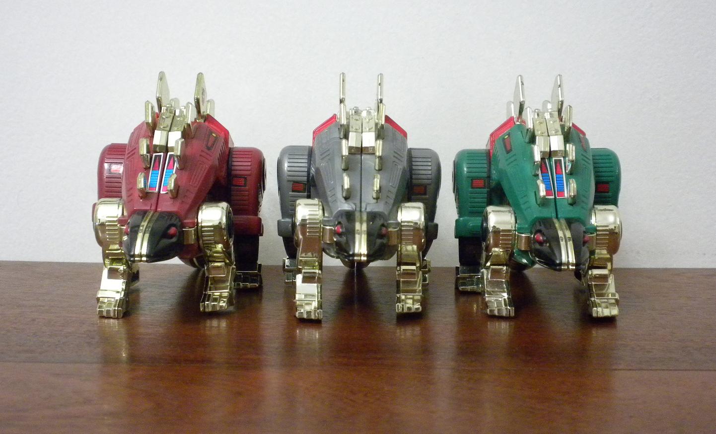 Blog Transformers.com: 599,601 y 602: Grey, Red & Green Snarl G2